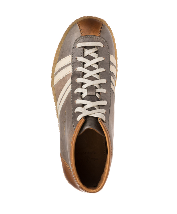 Trainer high football shoe light grey / cream white / cognac shop ...